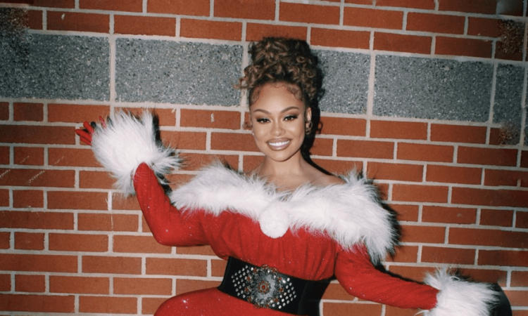 Latto Gives Away $250K In Gifts To Hometown, Gets Key To The City And ...